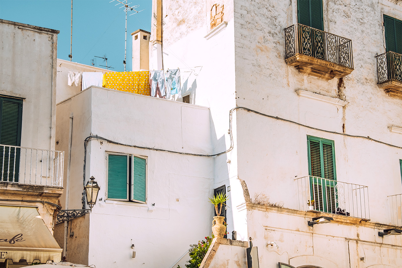 How To Use Italian Subject Pronouns // Italian For Beginners (FREE PDF ...